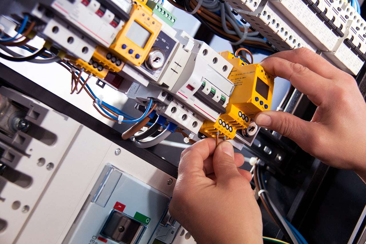 Trusted Electrician in Delhi | Fast & Affordable Service